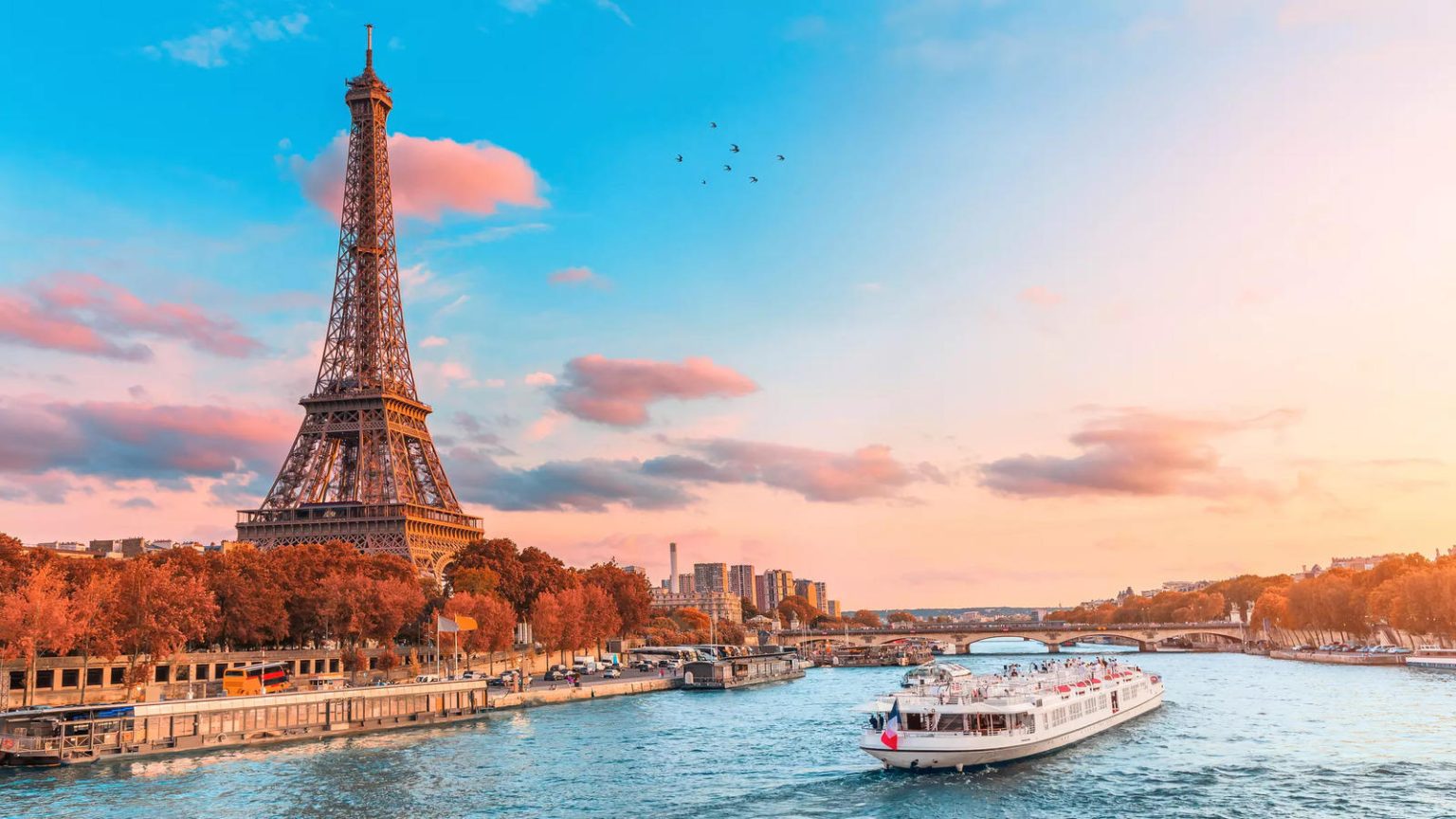 Seine River: Exploring the Rich Tapestry of Art, History, and Tradition